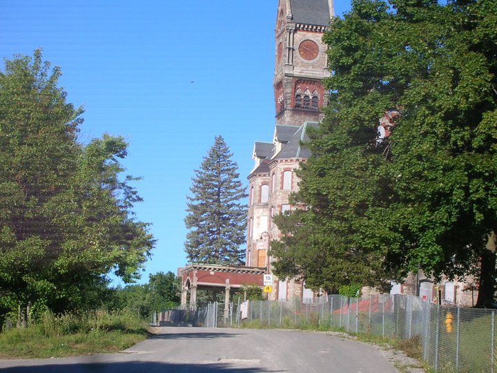 File:WSH Clocktower 2011 1.jpg - Asylum Projects