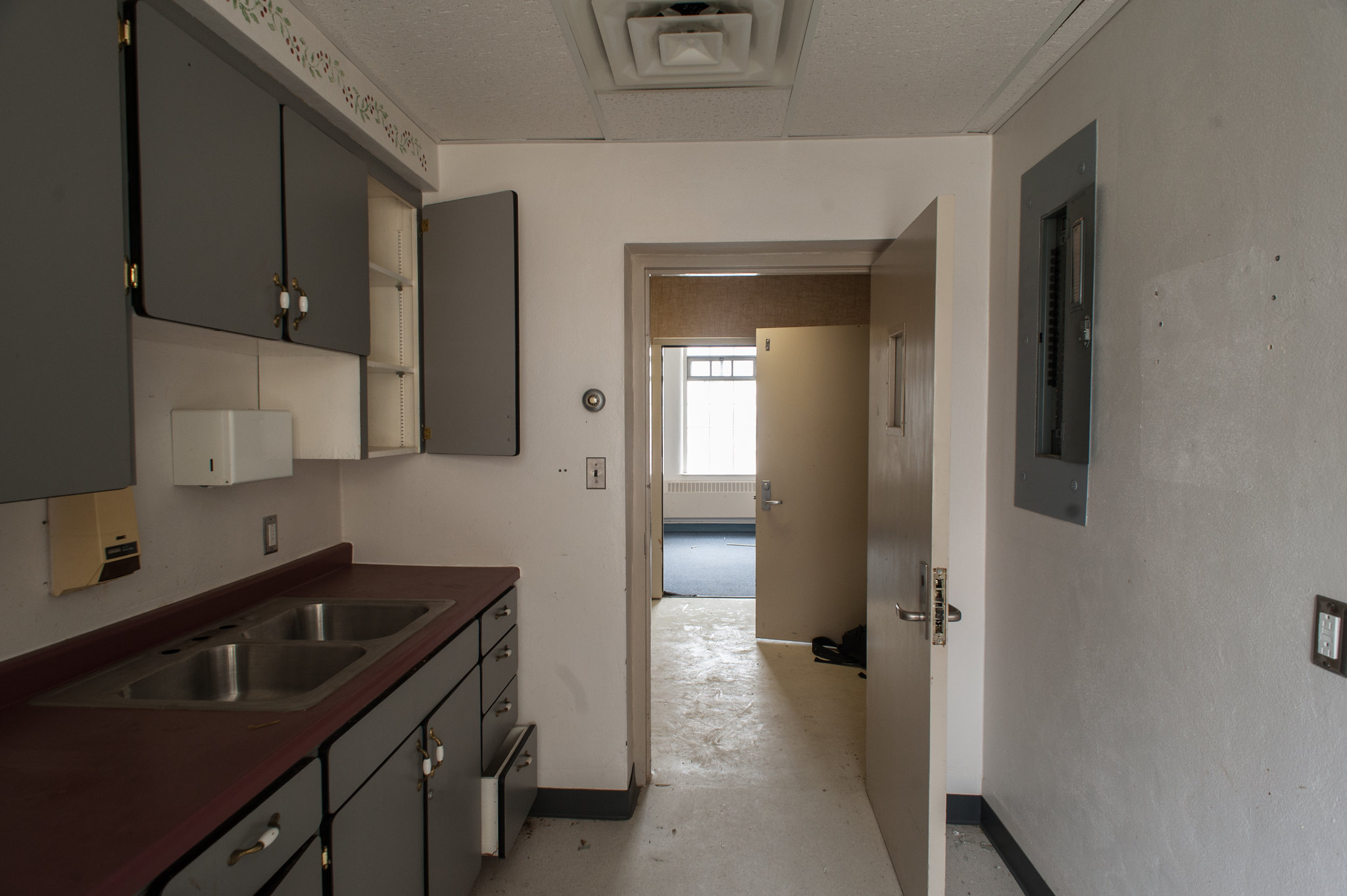 File:Dan Turner 2nd Floor West Wing (15).jpg - Asylum Projects